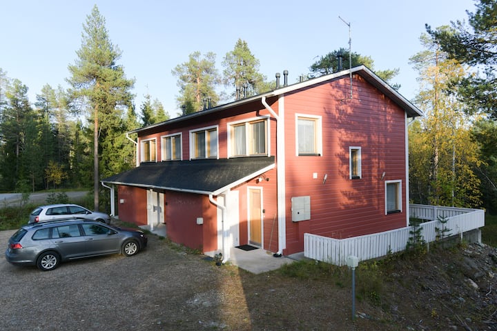 Pyhäkoti A - 30 Metriä Perherinteestä - Pyhä