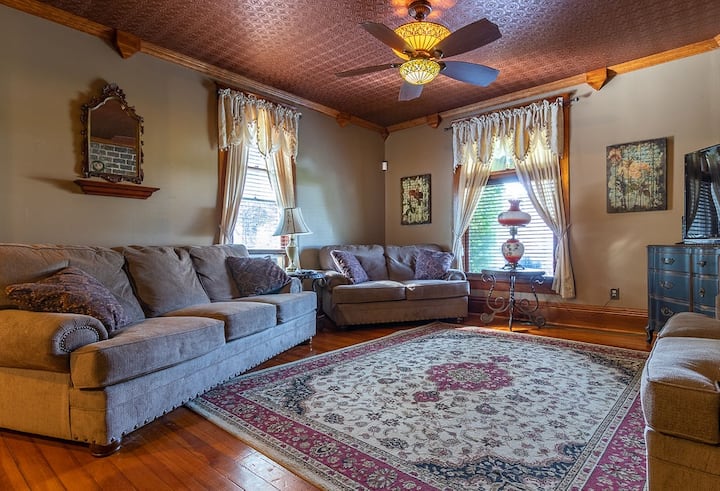 The Farrow House- Canoe, Bike, Hike, Historic, Hocking Valley Railroad, - Ohio