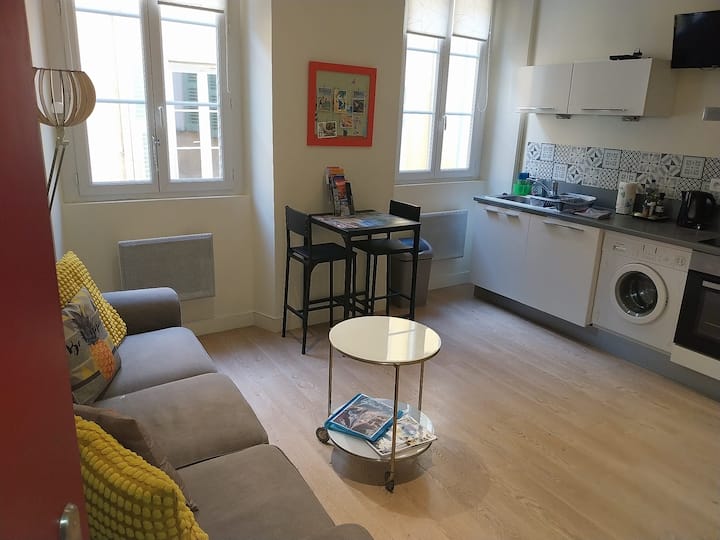 Charmant 2 Pièces Au Coeur Du Vieux Nice - Nizza