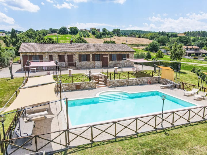 Maison Avec Piscine Privée Et Belle Vue à 6km Todi - Todi