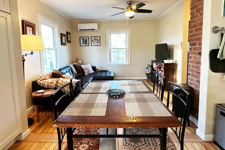 2br Craftsman Home Perfect For Long Term Stays - Rhode Island