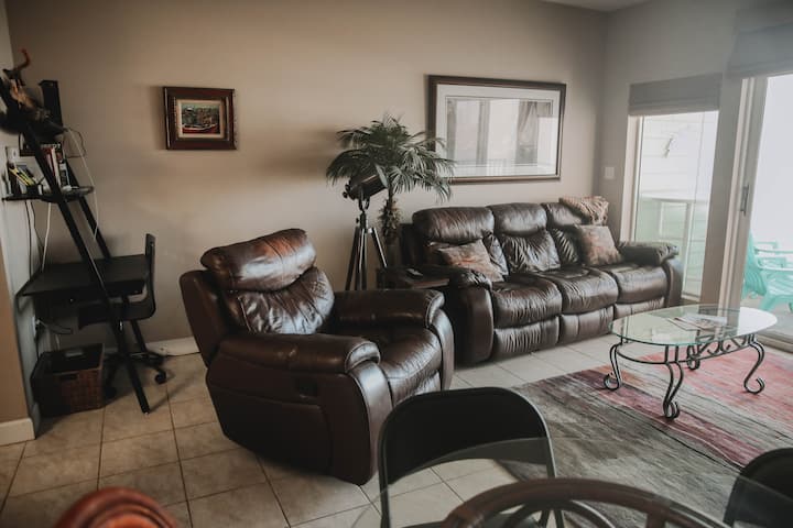 Discounted Pcola Bch Th Sabine Bay, Aug /Sept - Gulf Breeze, FL