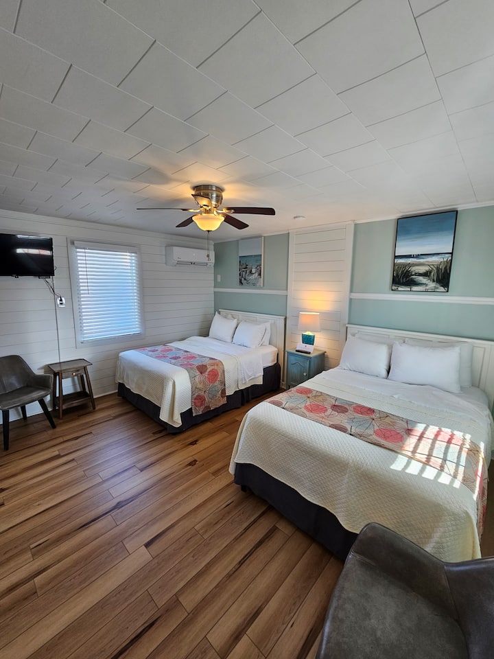 Igh #5-doubles(2): Dog Friendly By Downtown Manteo - Manteo, NC