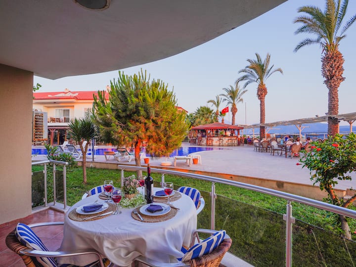 2 Bedroom Apartments In Sunset Beach Club - Fethiye
