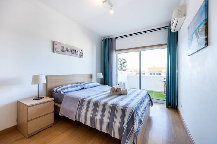 One Bedroom Apt - River View, Ac, Wifi, Pool - Praia da Rocha