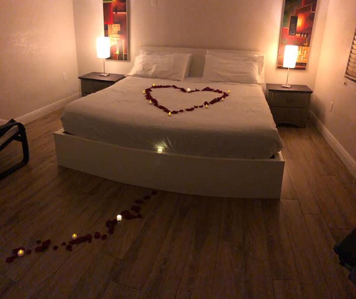 Walk To Calle Ocho - Heart Of Little Havana - Miami