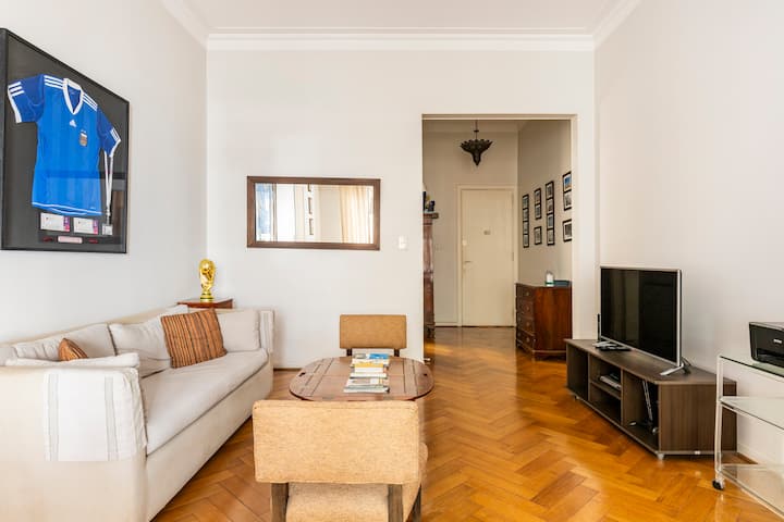 Private Room In Recoleta - Buenos Aires