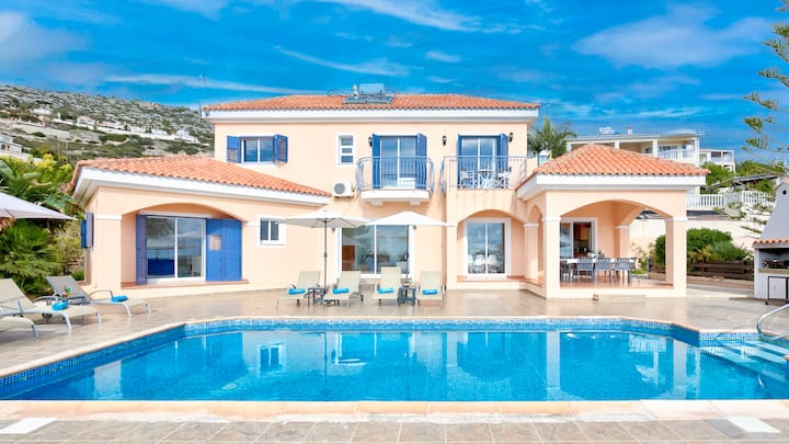 Villa Sanctuary - Пейя