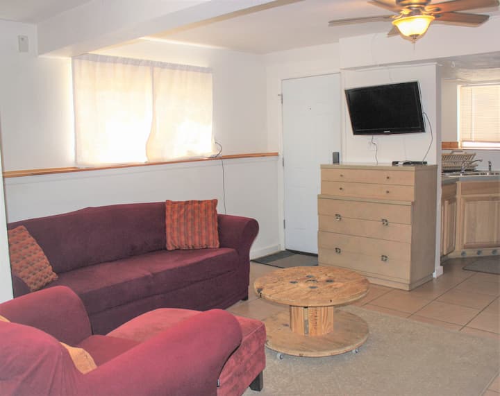 Downtown, Private, Two Bedroom - Colorado Springs, CO