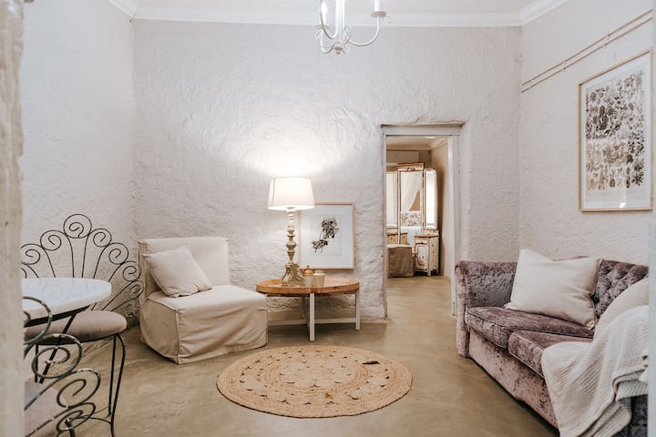 Langkloof Roses Unit 3 - Wellington