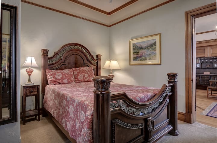 Golden Suite, 1br, Downtown/cc - Colorado Springs, CO