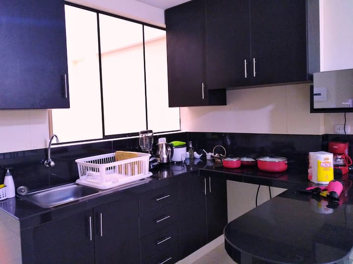 Furnished Apt With Kitchen, 2nd Floor, 3 Bedrooms - Chiclayo