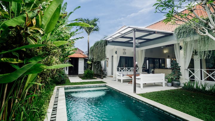 *Last Minute Savings* Pool, Chef & Lush Garden - Kuta