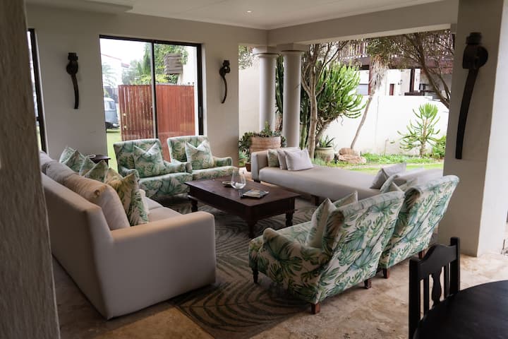 Supertubes Bed And Breakfast Rooms - Jeffreys Bay