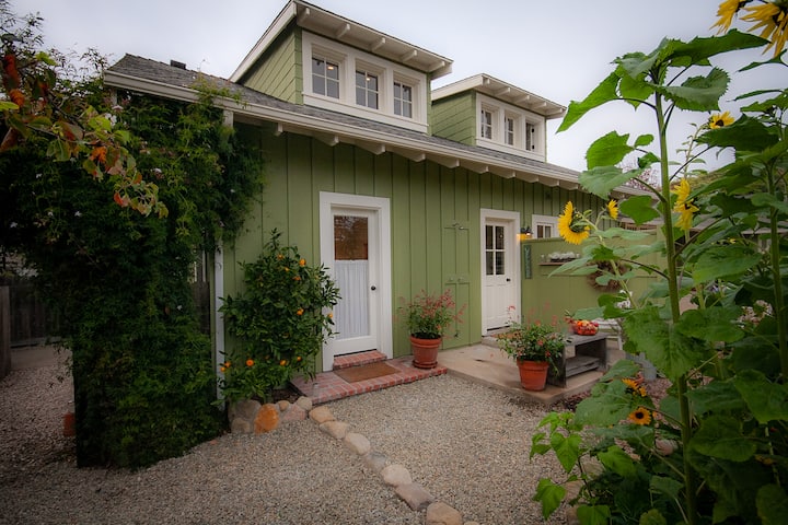 Garden Loft Apartment Near Beach (Reno Complete!) - Goleta, CA