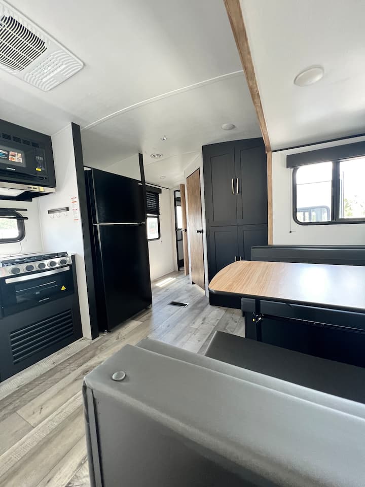 Delightful Camper @ Vineyard Or Can Be Dropped Off - Wildwood, FL