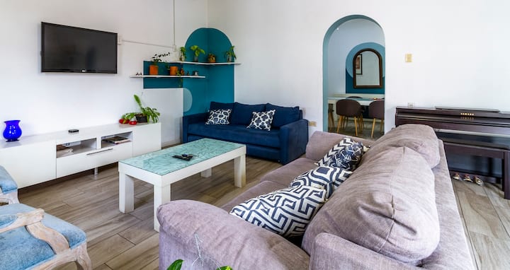 Spacious Nomad Friendly Apt. Near Americana-centro - Guadalajara, Jalisco, Mexique