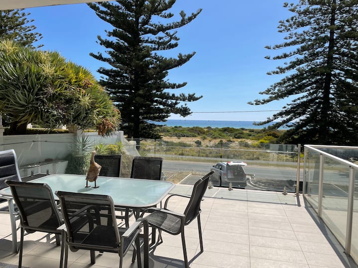 Beach House - Adelaide