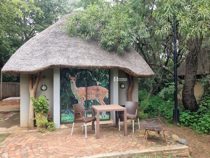 Bushbuck Self-catering Chalet With Small Kitchen - Vosburg