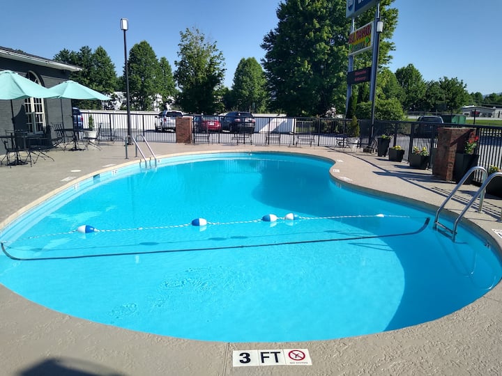 Best Western Hendersonville, A Place Of Relaxation - Hendersonville, NC