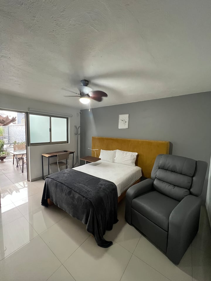 Casa Expo Gdl 10 Habitaciones, A/c, 11 Baños - Zapopan