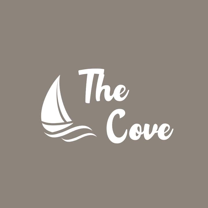 The Cove Family Reunion Cottage - Port Franks