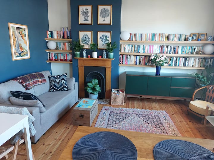 Stylish And Cosy Property In Sw London Sleeps 6 - サービトン