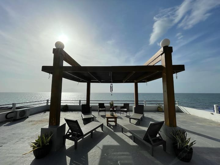 Villa La Giralda - Aguadilla