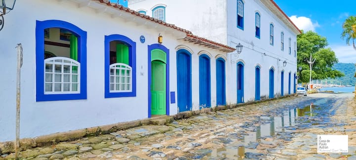 A Casa De Paulo Autran - Paraty