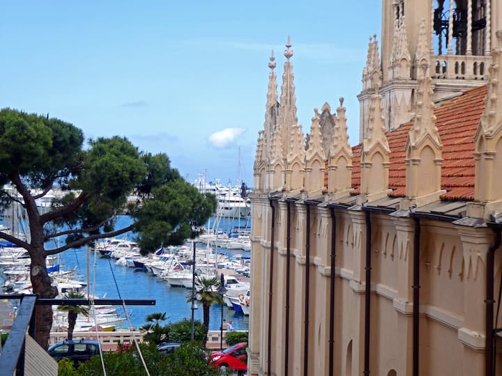 Bella Marina + Parking + Air Conditioning - Imperia