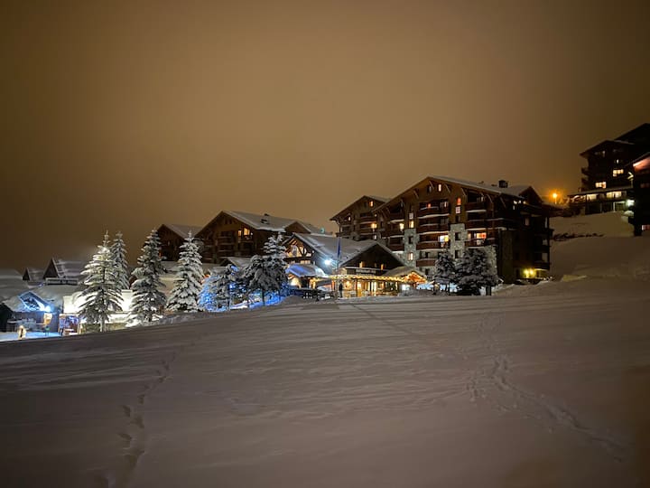6 Hôtes, Pied Des Pistes, Piscine, Sauna, Sport - Les Menuires