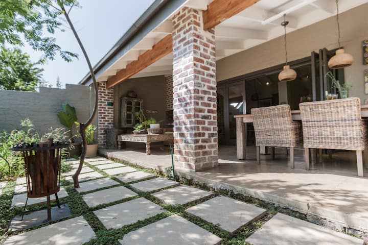 Dill Luxury Self Catering Suite @ Veranda House - Midrand