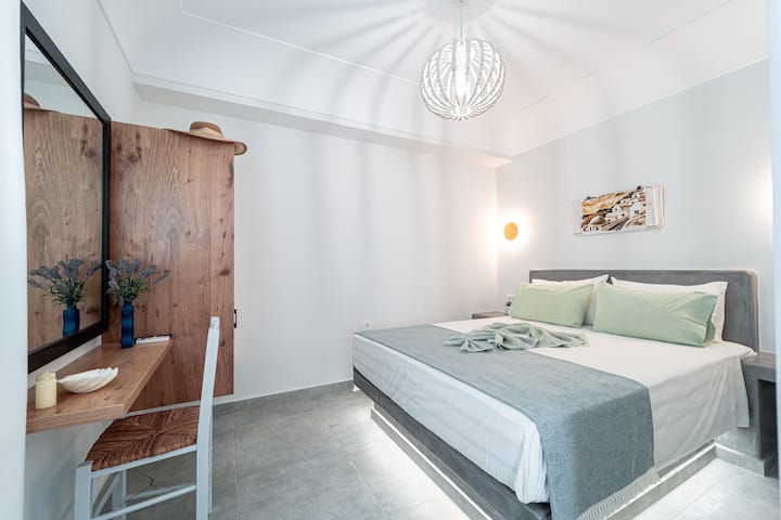 Capari Apartment In Akrotiri - Santorin
