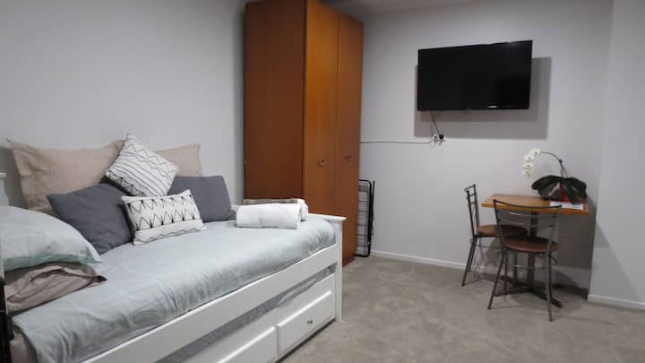 Everything You Need Near The Beach - Papamoa