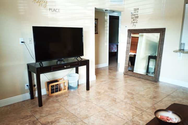 Tranquil Waterfront 2/1 Apt In Npb, Fl - Palm Beach Gardens
