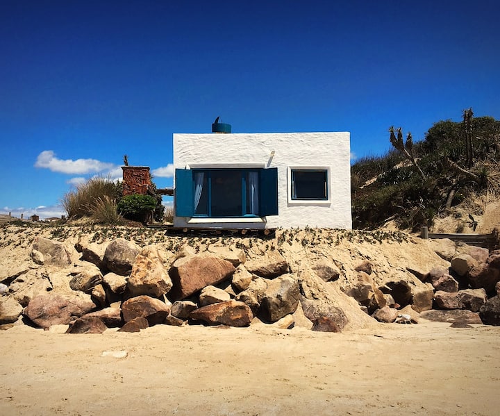 Casa Frente Al Mar - Parrillero, Estufa Y Wi-fi - Castillos