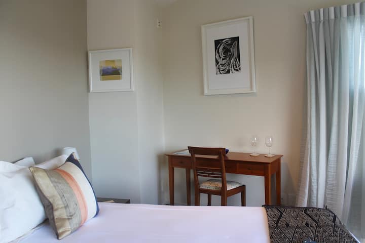 Luxury In Russell Village Centre - Te Tirohanga - Russell