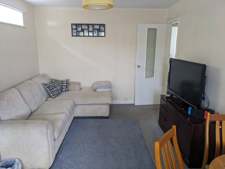 Lovely Bright Ground Floor Flat - Surbiton