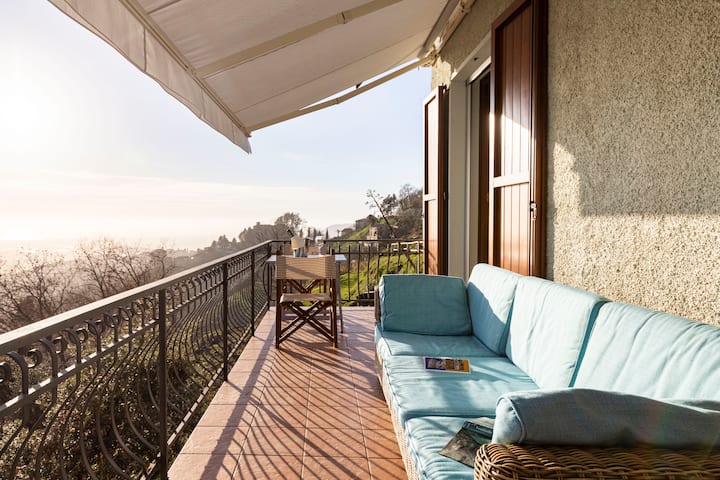 House With Stunning View Of The Sea - Viareggio