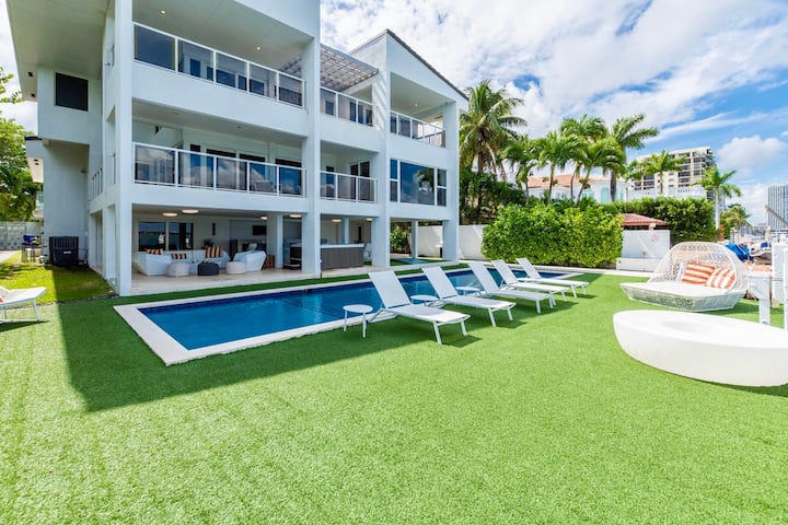 Villa Venetia - Oceanfront With Panoramic Views - Miami