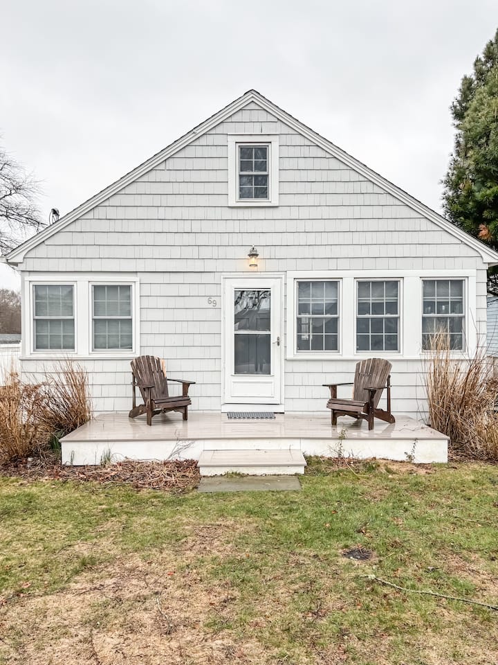 Cozy Seaside Retreat Minutes To Mystic Ct - Stonington, CT