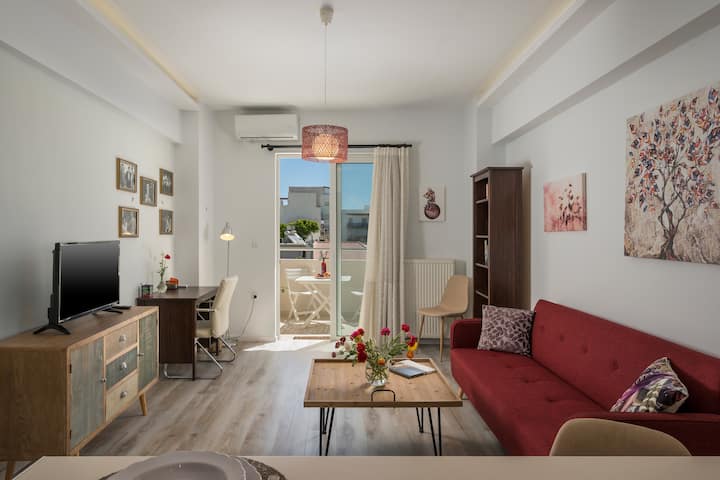 ΒRight Apartment Close To Beach & City Center - Chania