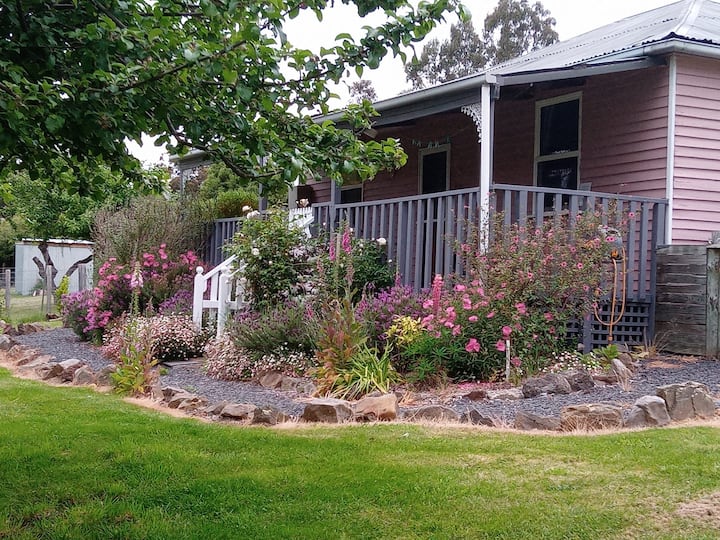 Post House  Cottage - 10 Minutes To Mount Field - Mount Field National Park