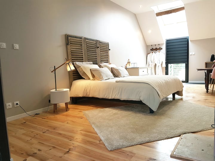 Domaine Du Bois Chaumet Couzon Jacuzzi Privatif - Bourbon-l'Archambault