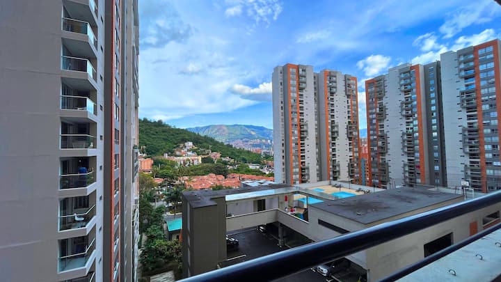 Modern Quiet Place Near Everything You Need - Medellín