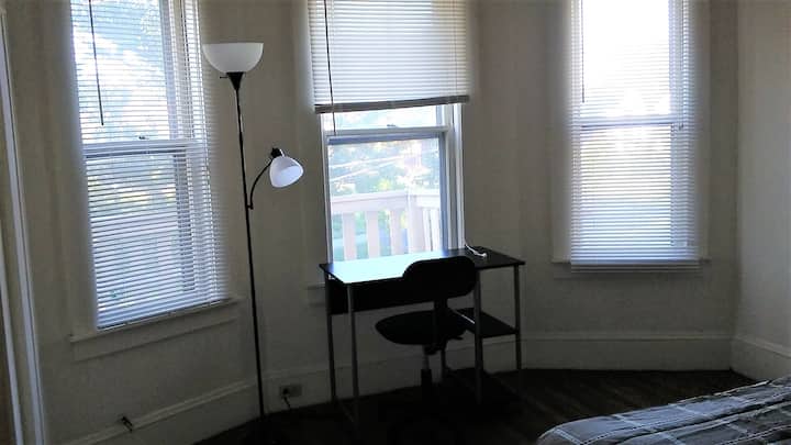 Lovely 4 Bedroom Apartment By The Red Line! - Quincy, MA