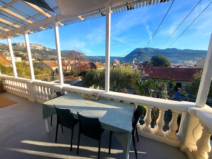 Charmante Maison Pour 4 Personnes - La Seyne-sur-Mer