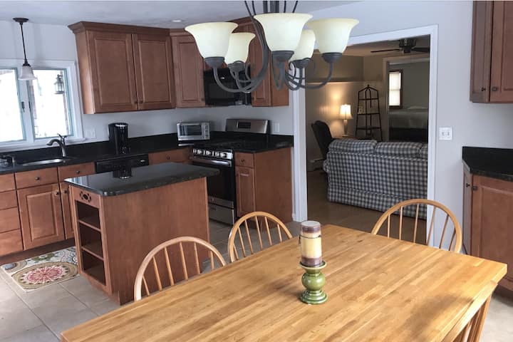 Cape Cod Getaway! - Oak Bluffs, MA