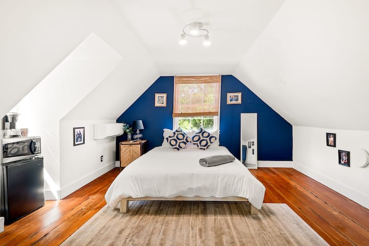 ⭐The Blues Room - Downtown By Musc⭐ - James Island, SC