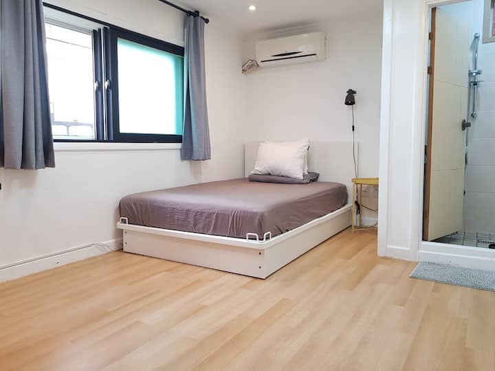 ★明洞 Myeongdong / Full- Furnished Studio 201 - Seoul